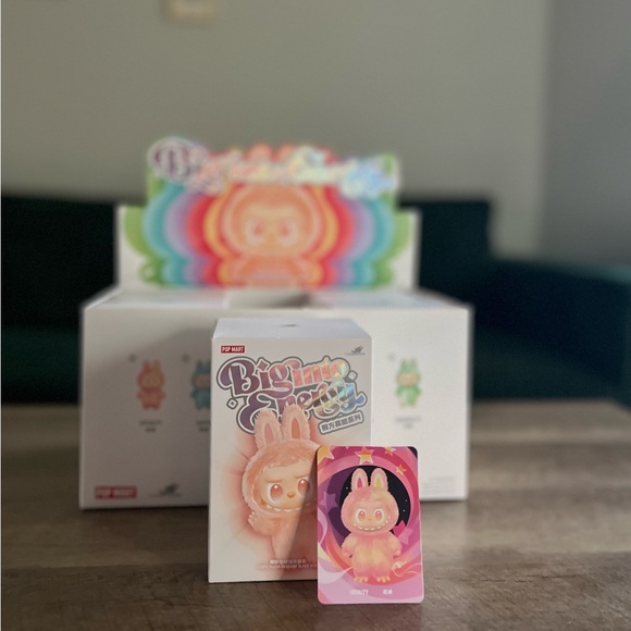 POP MART | Accessories | Pop Mart Labubu Loyalty Big Into Energy Series ...